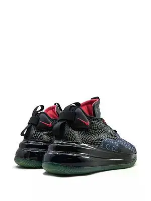 Nike Air Max 720 Waves Sneakers