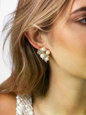 Yoko London 18kt Diamond And Pearl Earrings