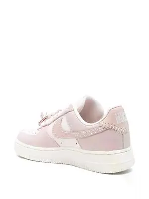 Nike Air Force 1 Sneakers