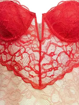 FLEUR DU MAL Bouquet Lace Heart Bodysuit