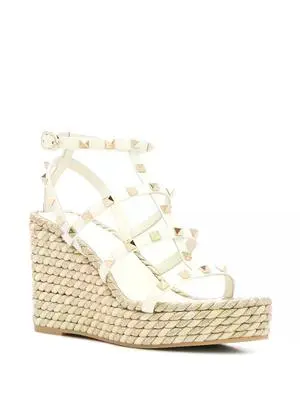 Valentino Garavani Rockstud Wedge Sandals - Neutrals