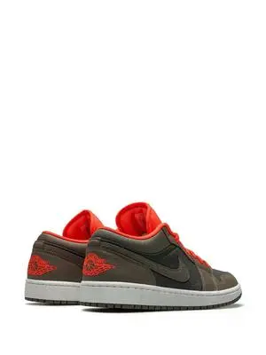 JORDAN 1 Low Se Sneakers - Green