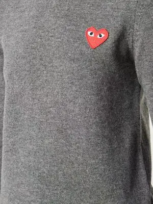 Play Comme Des Garcon Heart-appliqué Sweater