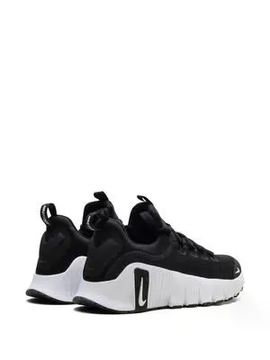 Nike Athletic Sneakers - Black