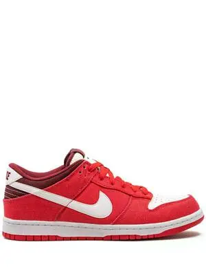 Nike Dunk Low Hyper Sneakers