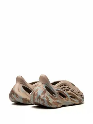 ADIDAS X YEEZY Yeezy Foam Runner Mx Sand Grey - Neutrals