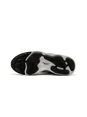 Nike Air Zoom Spiridon '16 Sneakers
