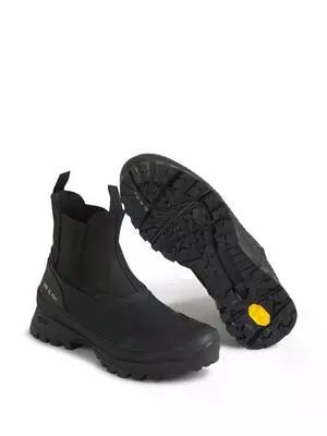 COMMON PROJECTS Leather Ankle Boots