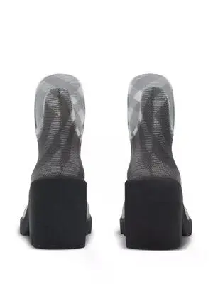 Burberry Marsh Check-pattern Boots - Grey
