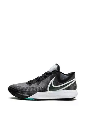 Nike Kyrie 8 Sneakers