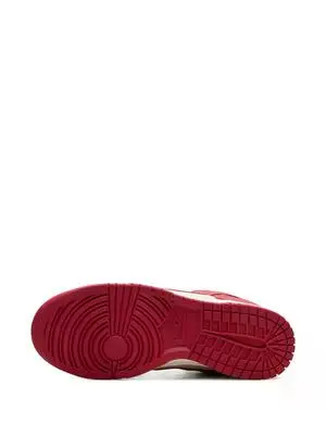 Nike Dunk Low Roses Sneakers - Red