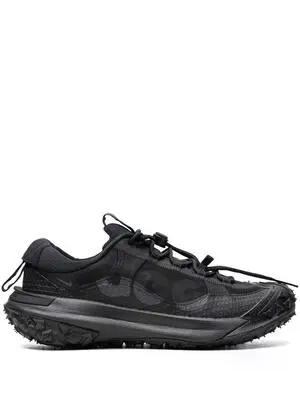 Nike Mountain Fly 2 Low Triple Sneakers - Black