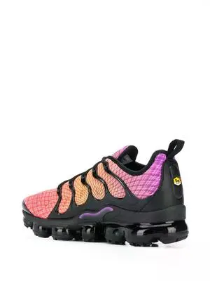 Nike Air Vapormax Plus Sneakers - Black