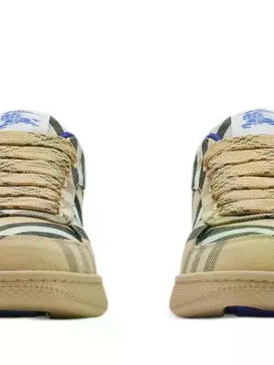Burberry Terrace Sneakers - Neutrals