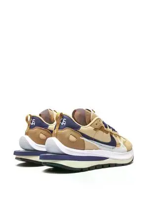 Nike X Sacai Vaporwaffle Tan Navy Sneakers - Neutrals