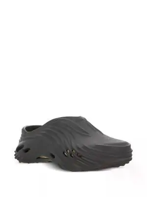 CROCS Echo Wave Slides - Black