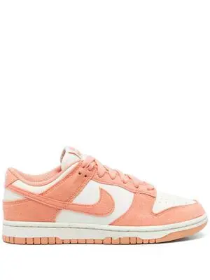 Nike Dunk Low Sneakers
