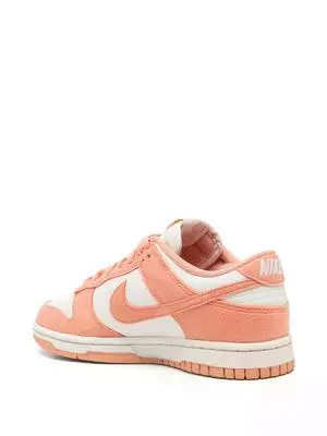 Nike Dunk Low Sneakers