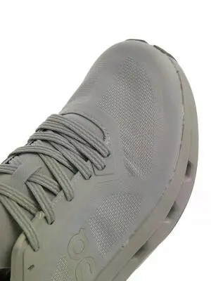 On Cloudze Sneakers