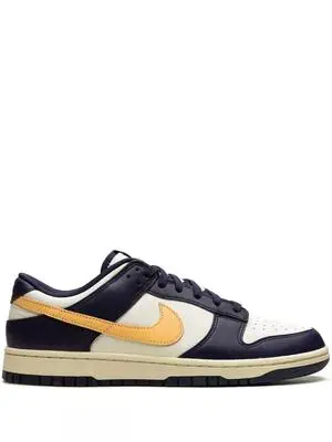 Nike Dunk Low Sneakers - Purple