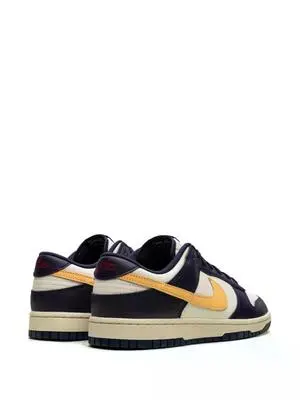 Nike Dunk Low Sneakers - Purple