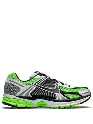 Nike Zoom Vomero 5 Se Sp Low-top Sneakers - Green