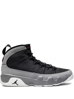 JORDAN Retro Particle Grey Sneakers - Black