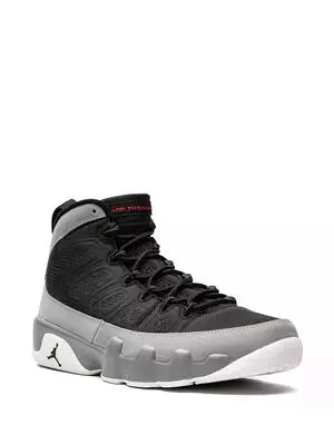 JORDAN Retro Particle Grey Sneakers - Black