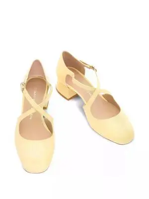 STUART WEITZMAN 35mm Clem Pumps