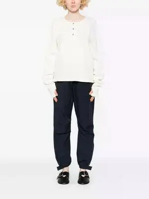 CARRER Lis Henley T-shirt