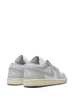 JORDAN Air 1 Light Sneakers