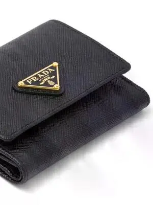 Prada Logo-plaque Leather Wallet