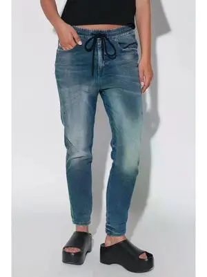 DIESEL® D-fayza Tapered Jeans