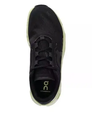 On Acacia Trainers
