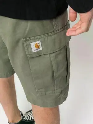Carhartt Work In Progress Logo-patch Cargo Shorts - Green