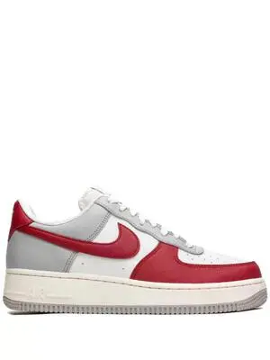 Nike Air Force 1 Sneakers