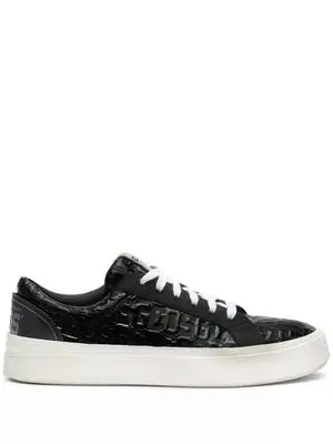 Gcds Patent Monogram Sneakers