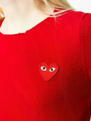 Play Comme Des Garcon Heart Appliqué Sweater - Red