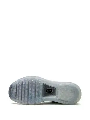 Nike Flyknit Max Sneakers