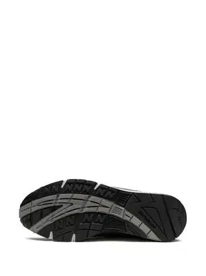 NEW BALANCE 991 Low-top Sneakers - Grey