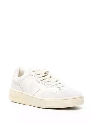 VEJA V-90 Leather Sneakers - Grey