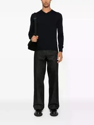 Alpha Studio Merino V-neck Sweater