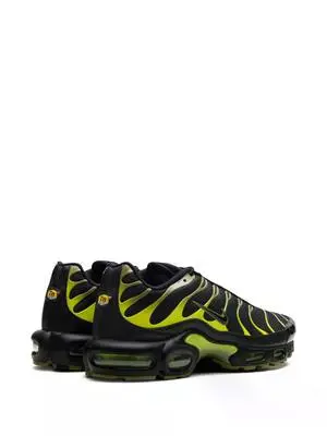 Nike Air Max Plus Sneakers - Black