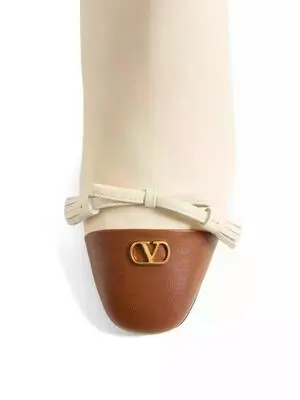 Valentino Garavani Kidskin Leather Ankle Boots - Neutrals