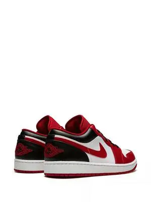 Nike Jordan 1 Low Bulls Sneakers - White