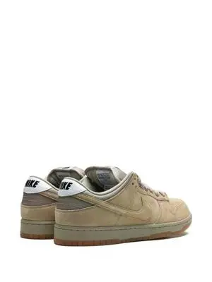 Nike Dunk Low Sneakers - Neutrals