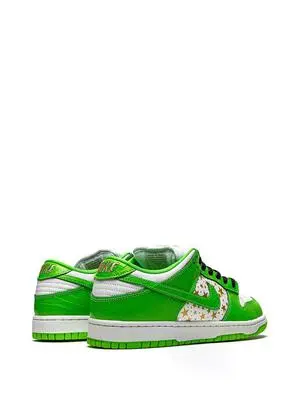 Nike Dunk Low Supreme Sneakers - Green