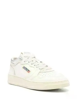 AUTRY Medalist Low Sneakers