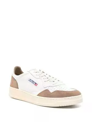 AUTRY Medalist Low Sneakers