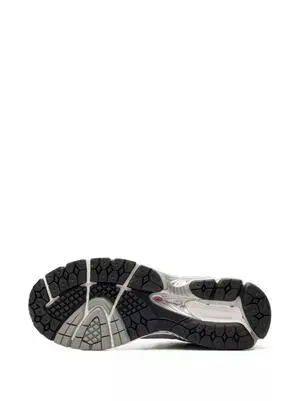 NEW BALANCE 2002rx Concrete Sneakers - Grey
